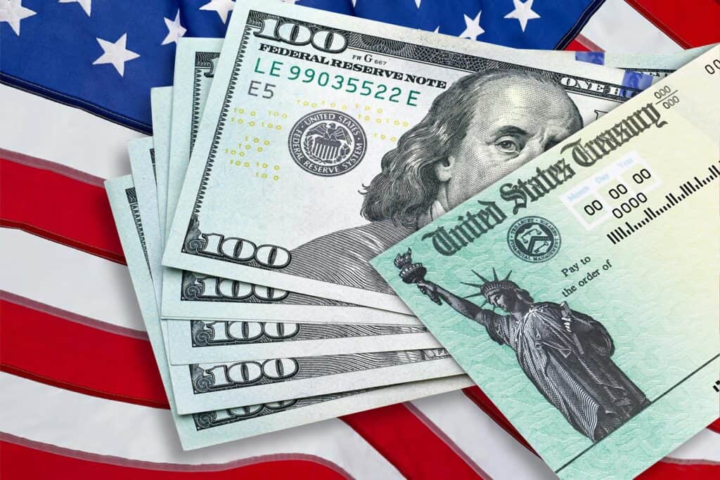 Cheques de Hasta $5350 Dólares se Entregarán en 5 Estados de Estados ...